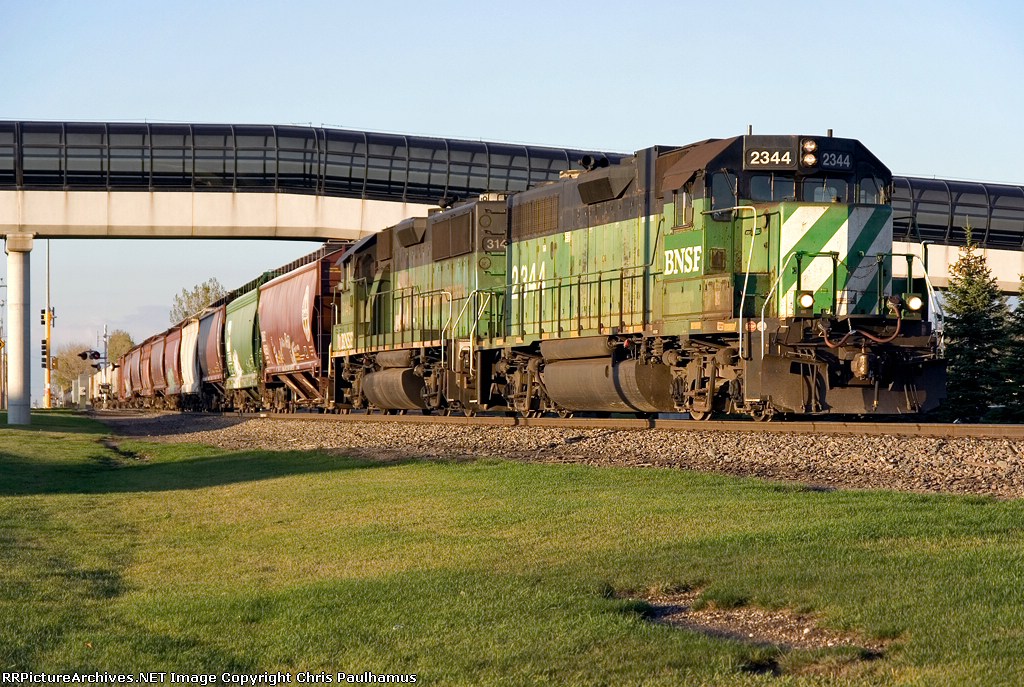 BNSF 2344 (Drayton Local)